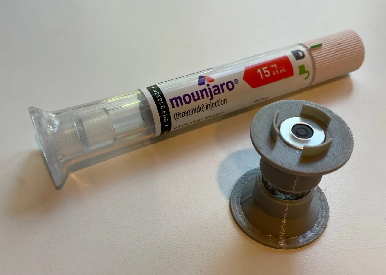 Mounjaro Vial Holder (Eli Lilly) by mfetting | Download free STL model ...