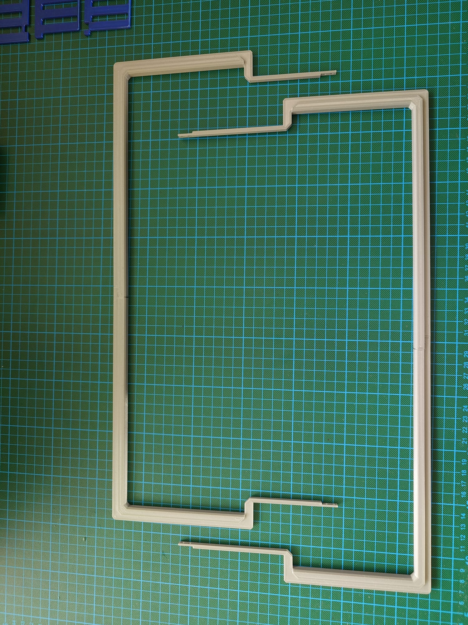 Qidi Plus 4 Closeable Ventilated Riser by 3D Mad Mesh | Printables Store