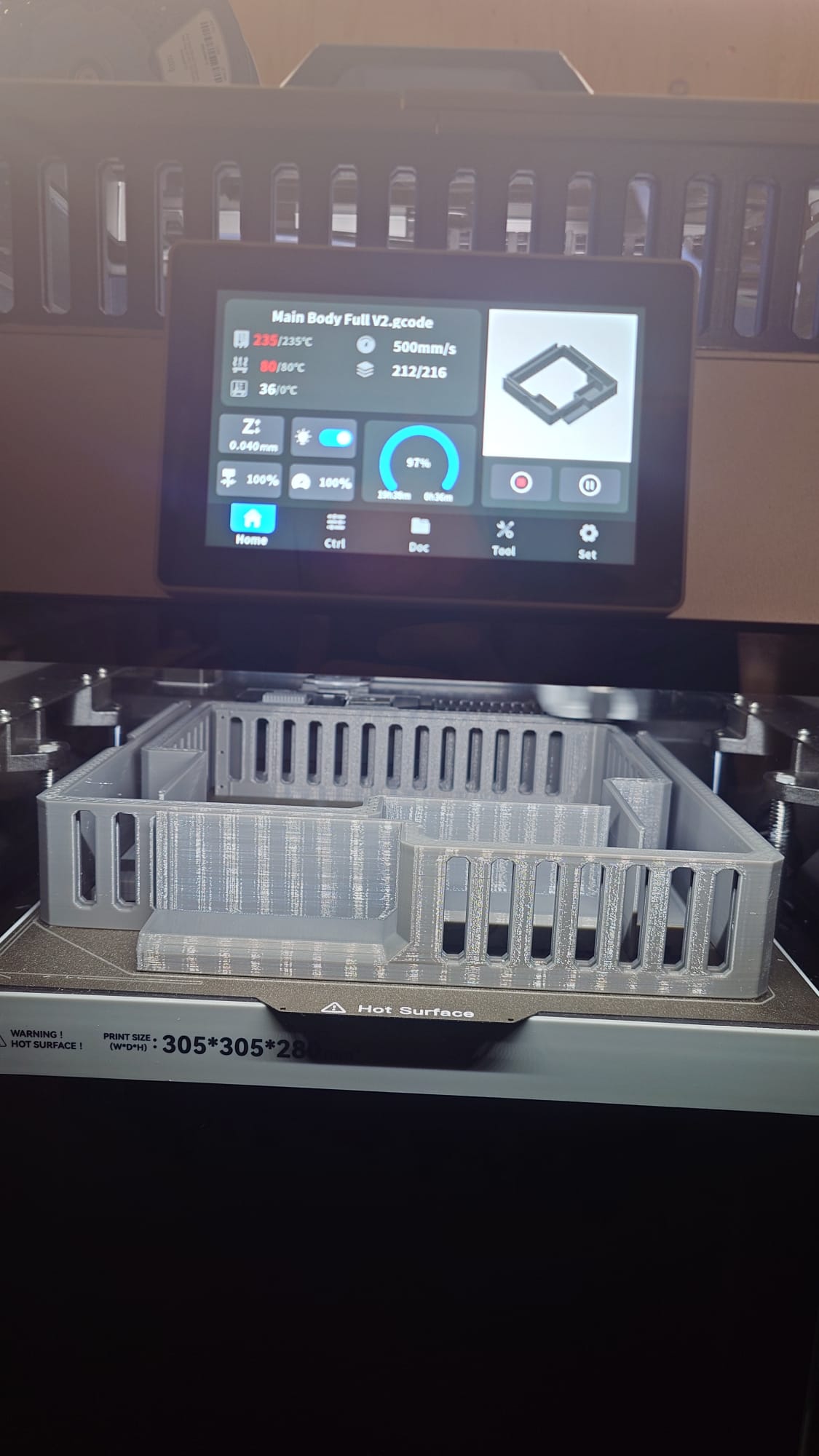 Qidi Plus 4 Closeable Ventilated Riser by 3D Mad Mesh | Printables Store