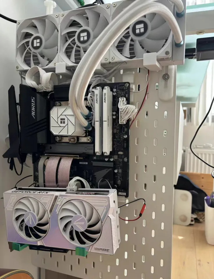 mATX PC Mount For IKEA Skadis by ThinkArtWork | Download free STL model ...