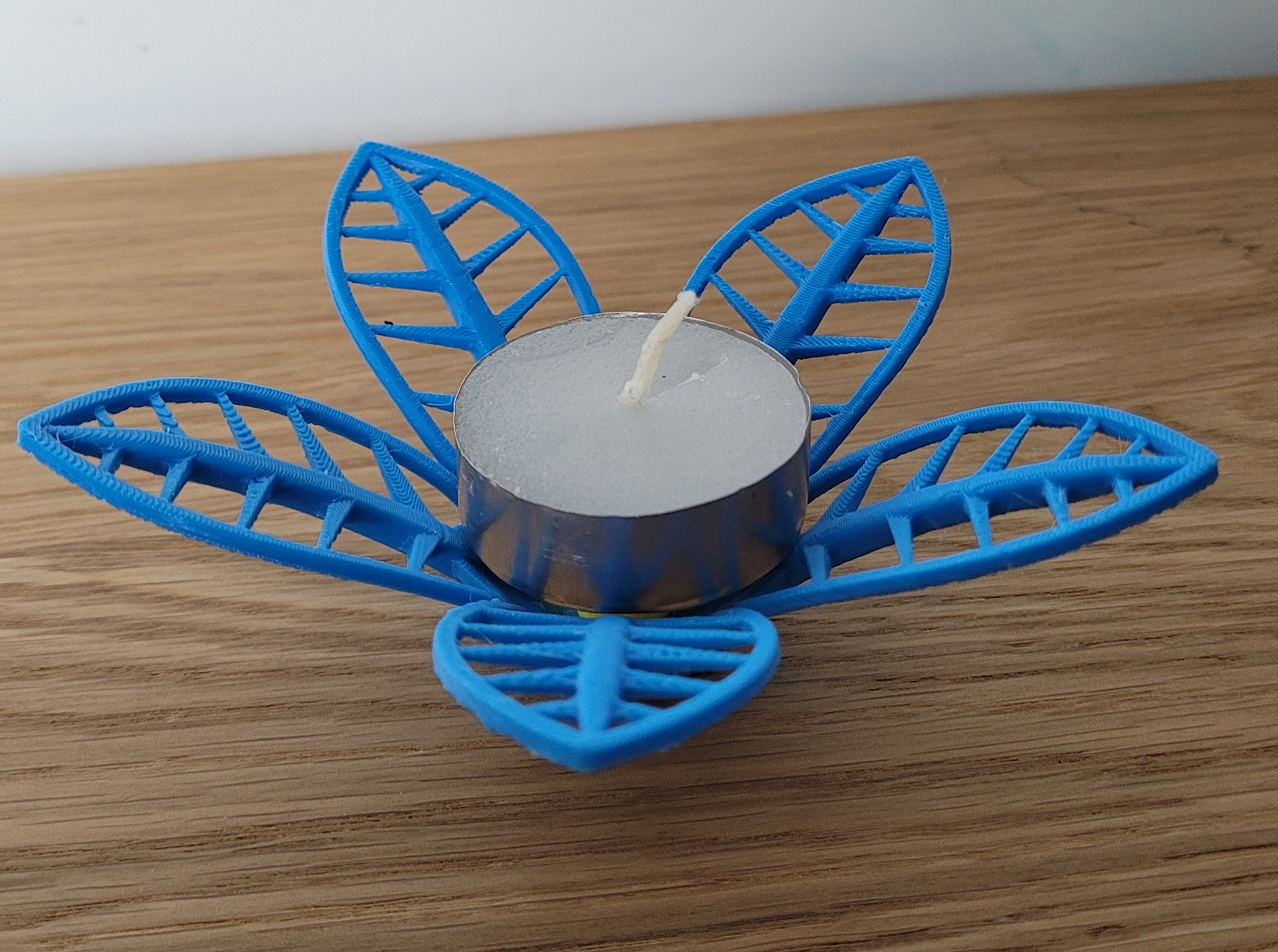 Flower-shaped tealight by lombarle | Download free STL model ...