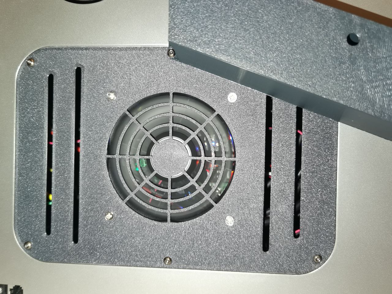 Qidi Plus 4 Rear Cover with various fan sizes by kruegchen | Download ...