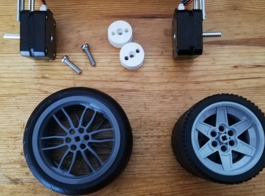 Lego wheel to stepper adapter by Robin Dorst | Download free STL model ...