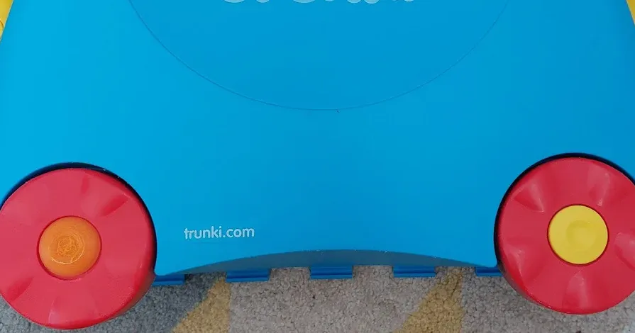 Trunki Wheel Holder / Retainer Replacement by John Printer | Download ...