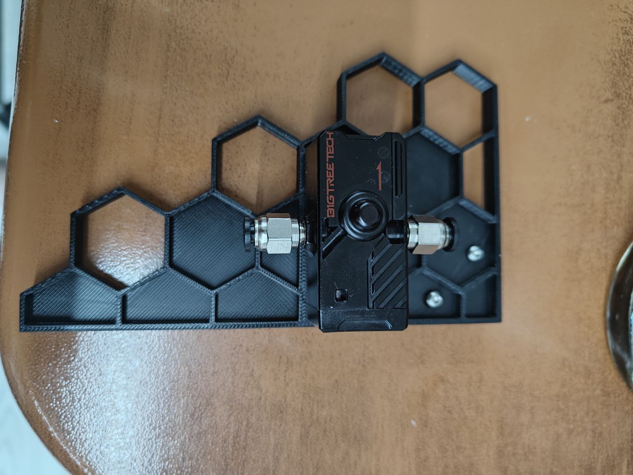 Creality K1/K1C honeycomb style side mounts SFS v2 by iEBPO | Download ...