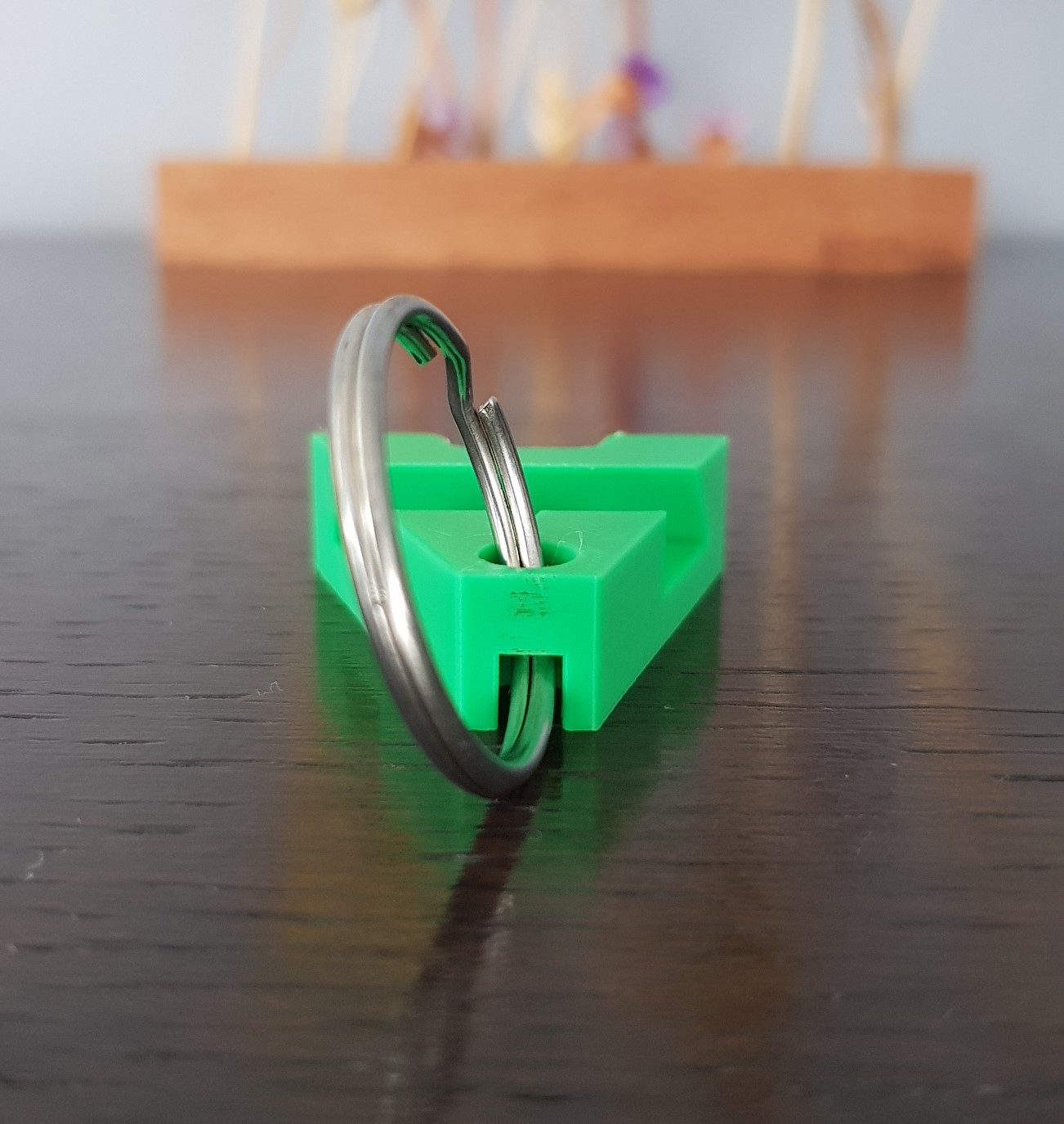 Letter Keychain Phoneholder by Biagio-3D | Download free STL model ...