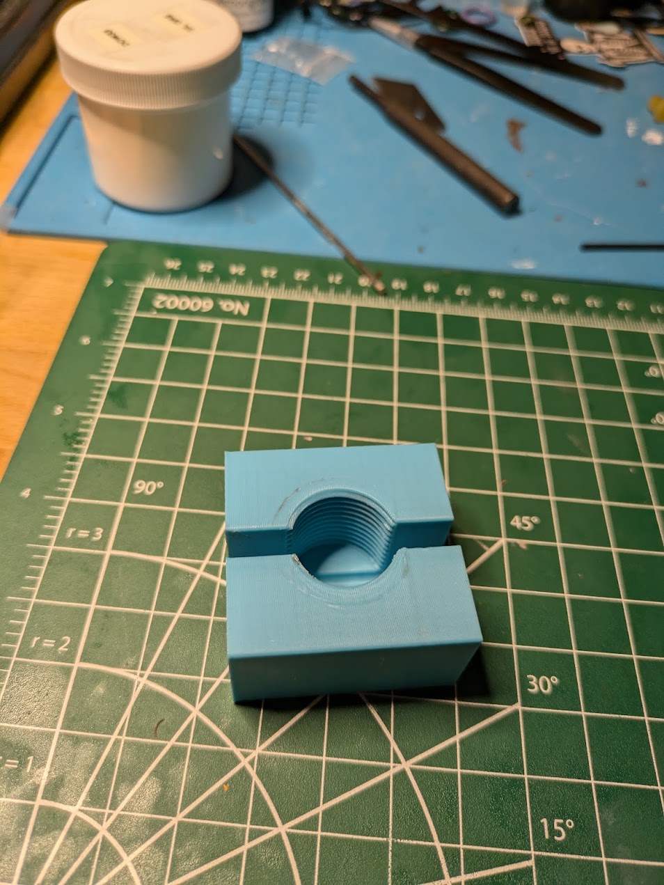 Paintball Regulator End Cap removal tool / clamshell vise block for 1/2 ...