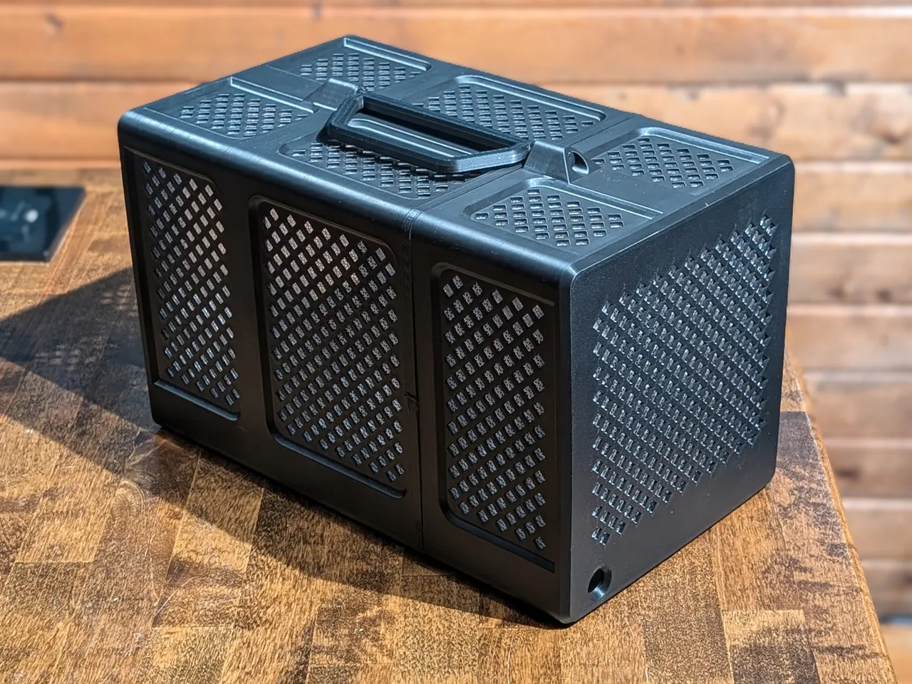 Minisforum DEG1 eGPU Dock Enclosure / Case by Dopins | Download free ...