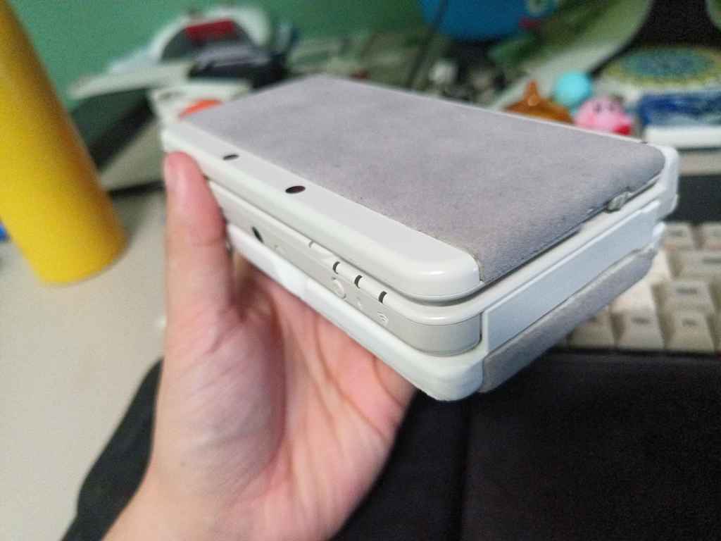 New Nintendo 3DS Battery Extender (N3DS) Supports Faceplates!! by ...