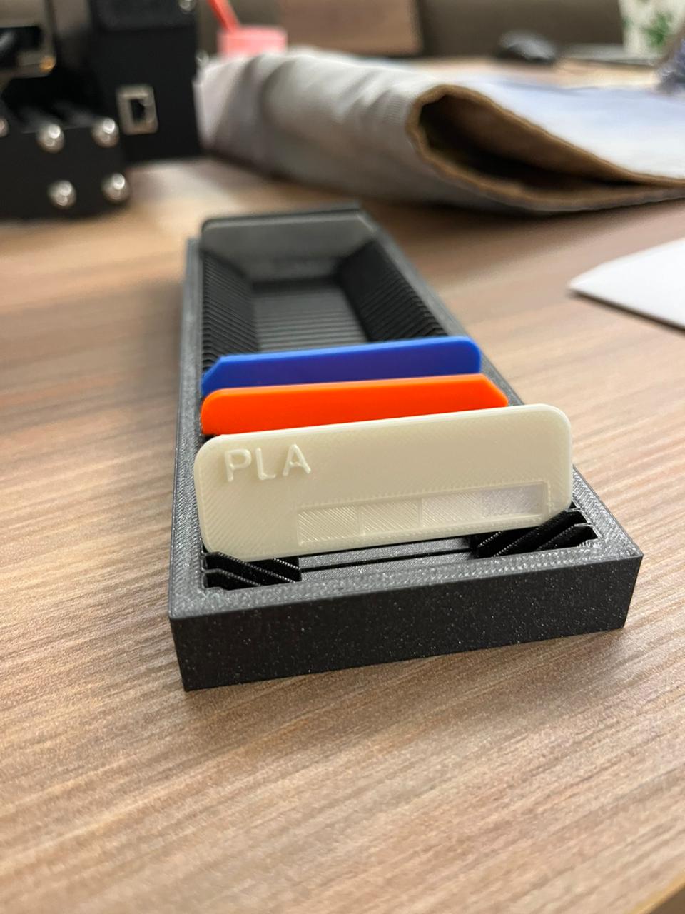 Filament Sample Card by Huda | Download free STL model | Printables.com