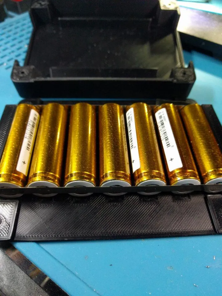 Matco Battery Holder Upgrade by CriptasticHacker | Download free STL ...