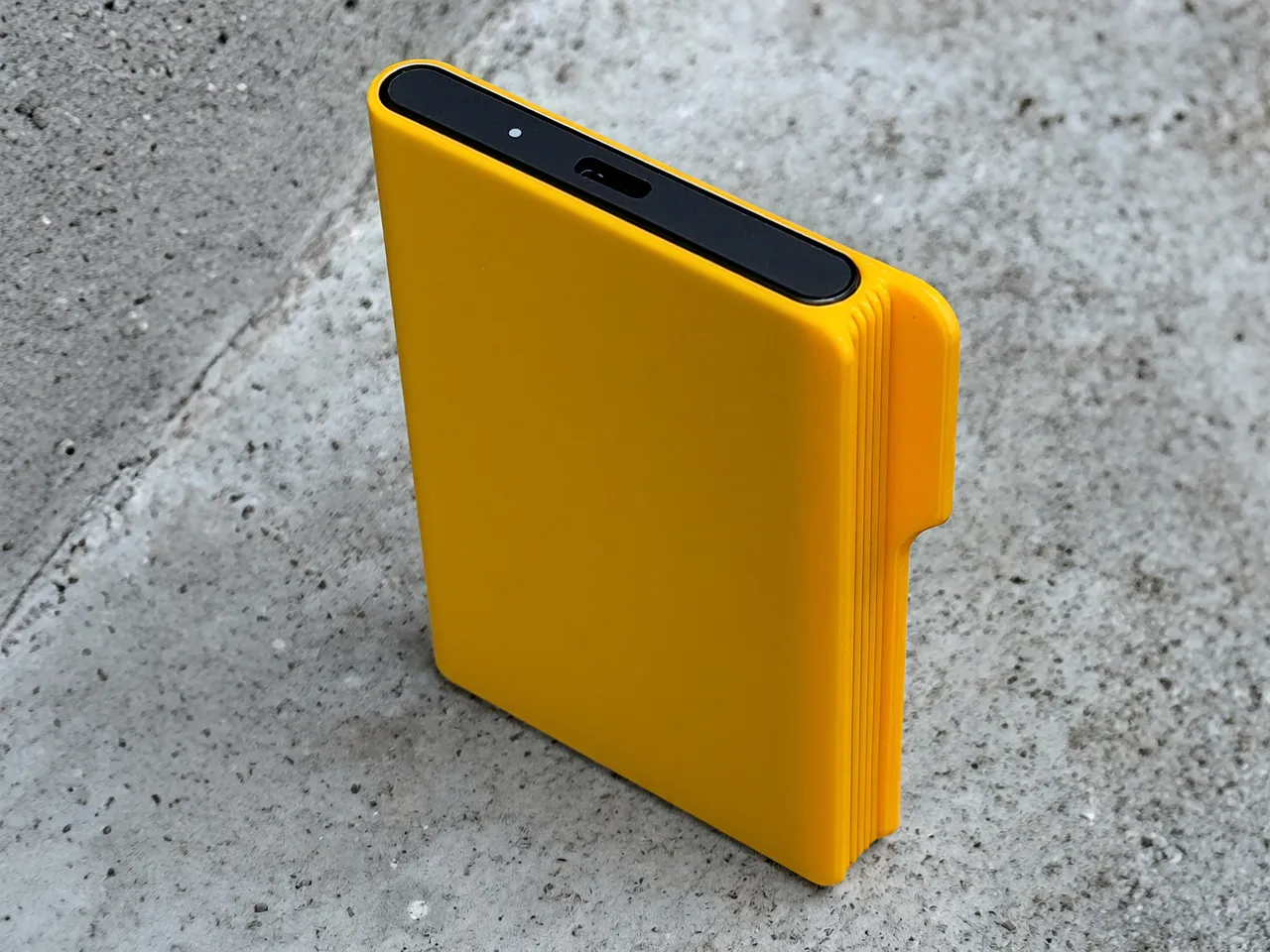 Samsung T7 SSD folder case by ezeeone | Download free STL model ...