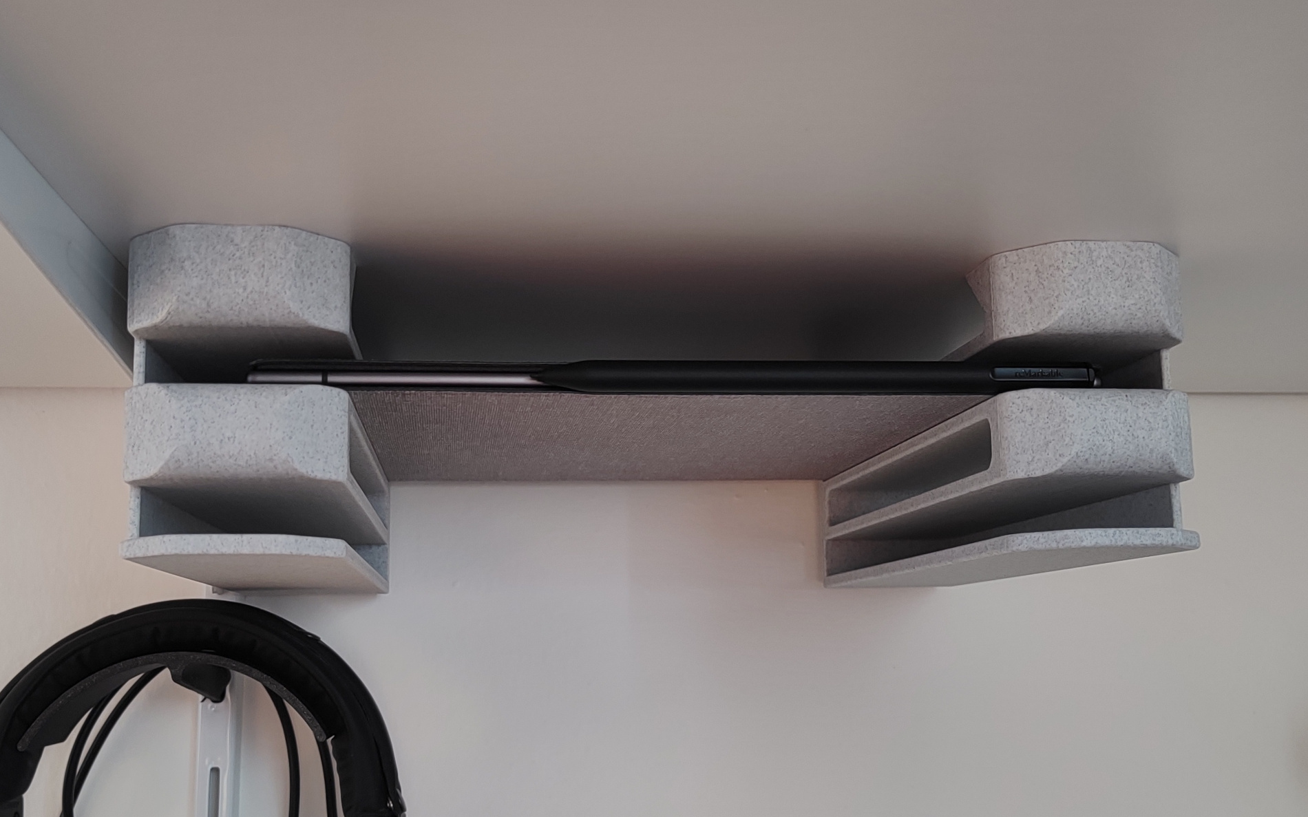 Dual Remarkable/tablet shelf by wavexx | Download free STL model ...