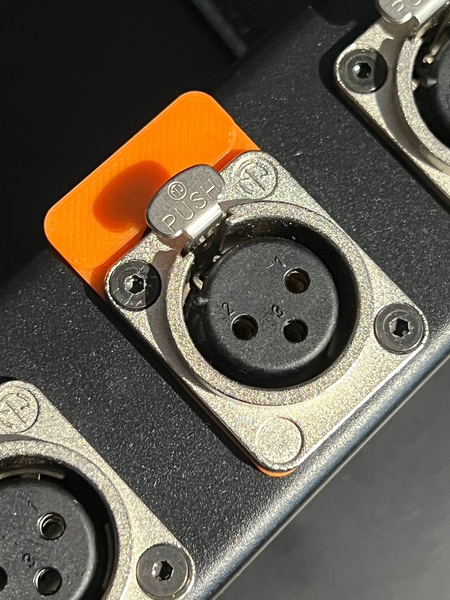 Neutrik DSS-2 D-Buss XLR label by SpaceCorp | Download free STL model ...