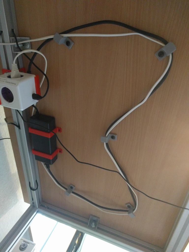 Powercube mount for 40x40 extrusion beams and flat surfaces by Arie ...