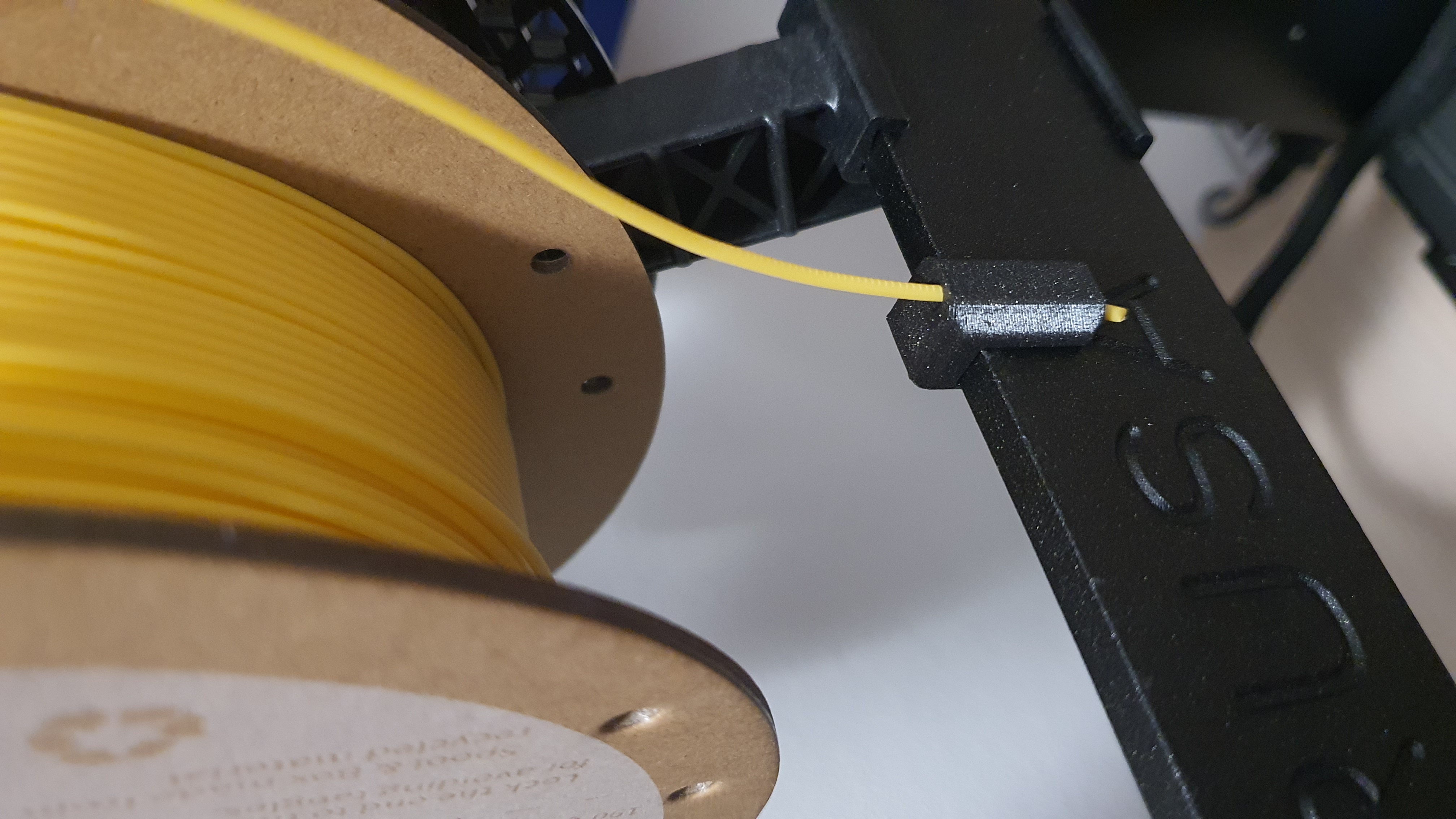 Prusa MK4/MK4S filament holder par Pastelka | Téléchargez gratuitement ...