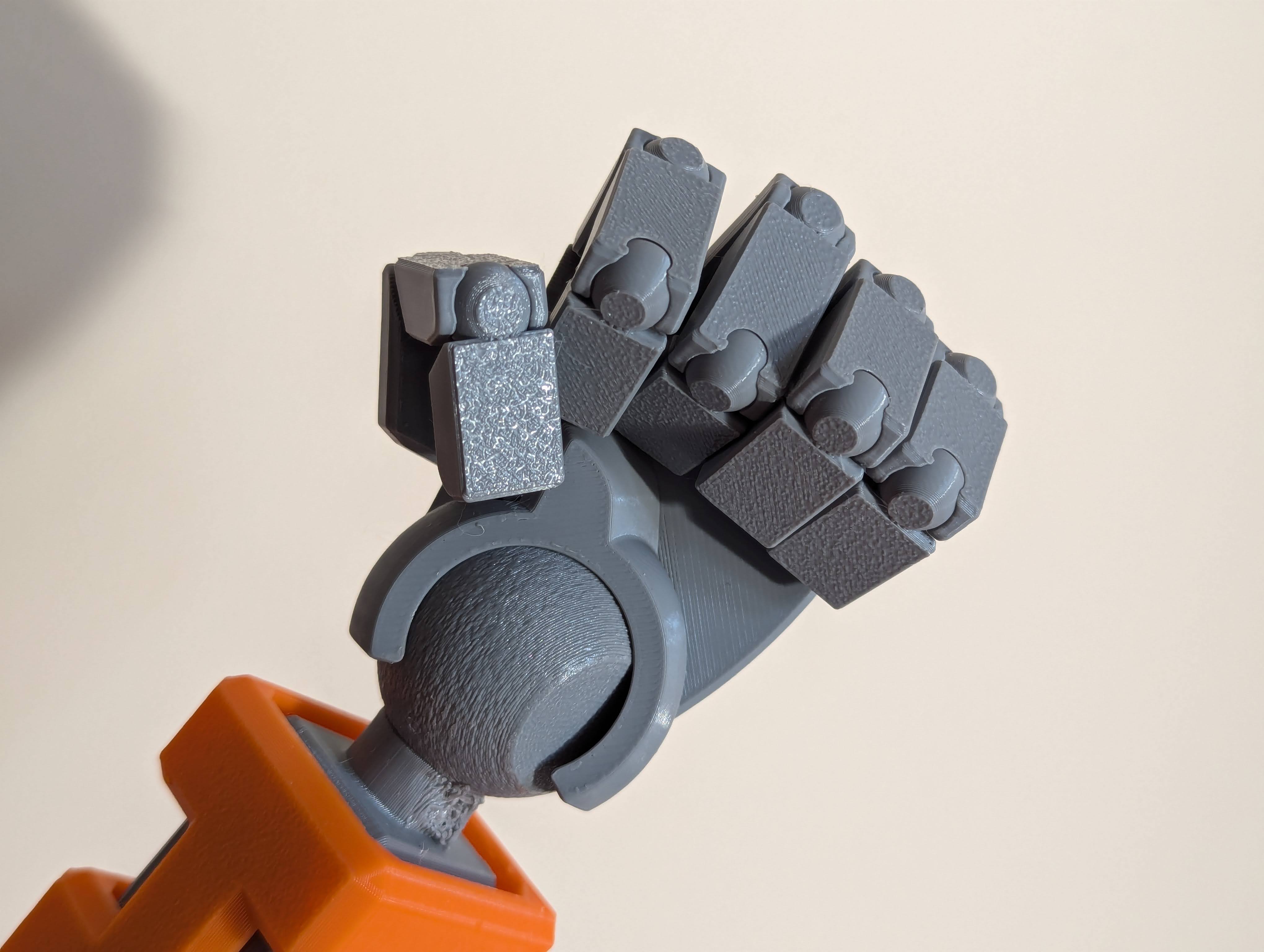 Articulated Hands for Dummy 13 (scale 500%) by Kylkas | Download free ...