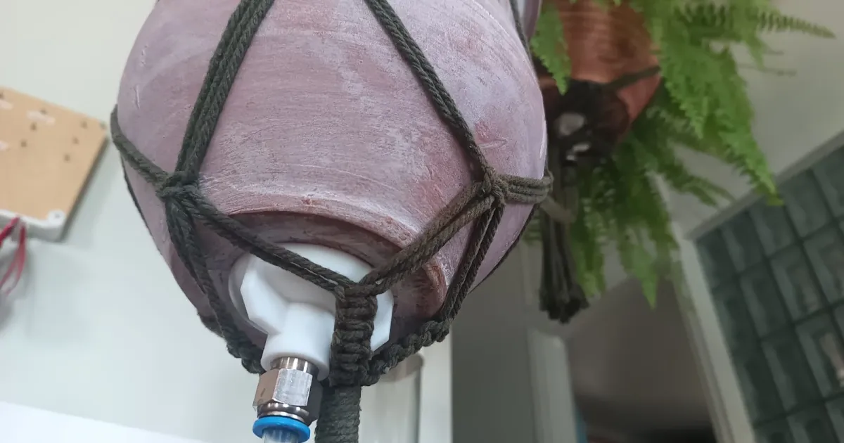 Plant Pot Outlet Tube Connection by lsh32 | Download free STL model ...