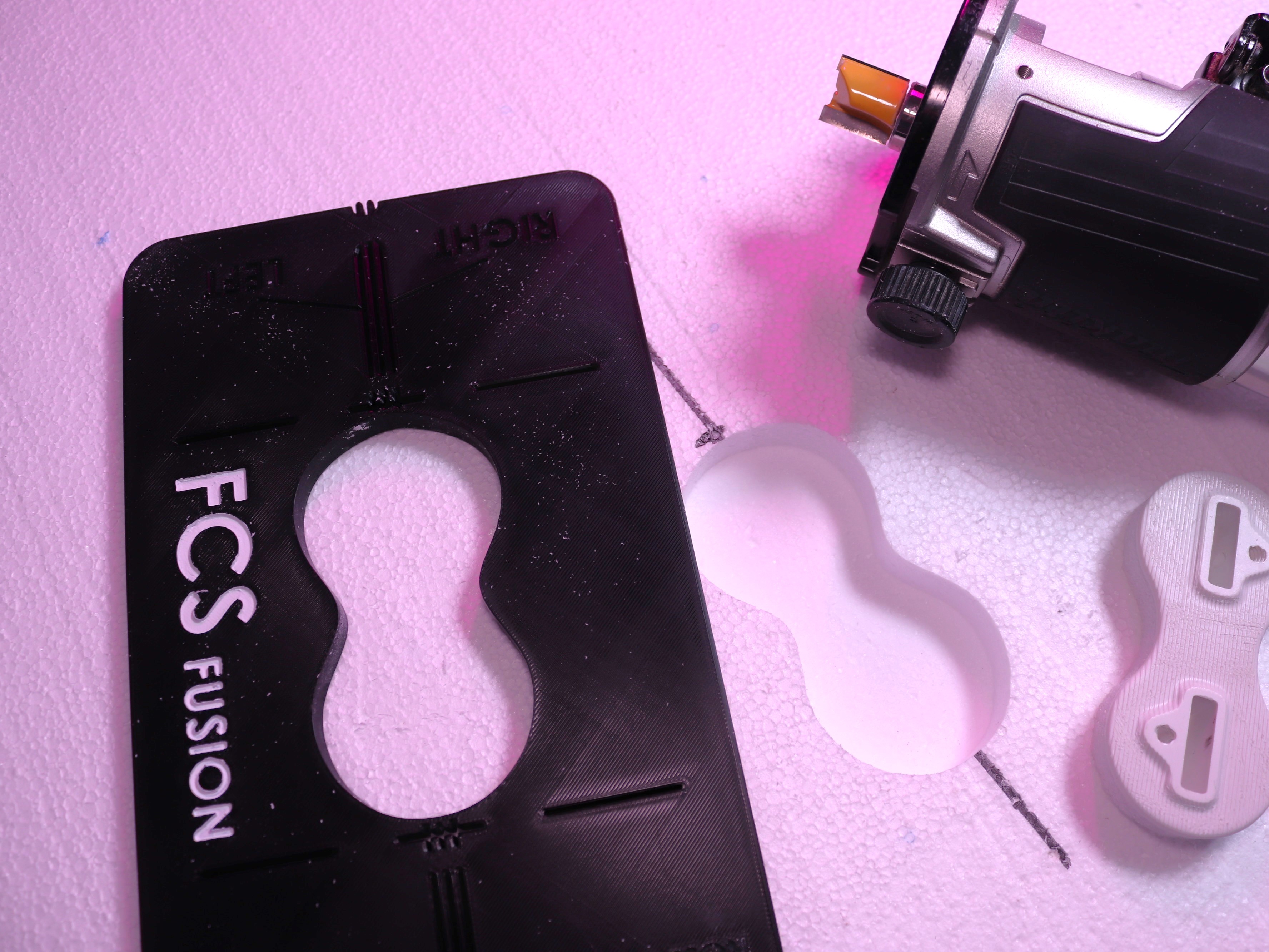 Router jig FCS fusion fin plugs by 3DMadeByLouis | Printables Store