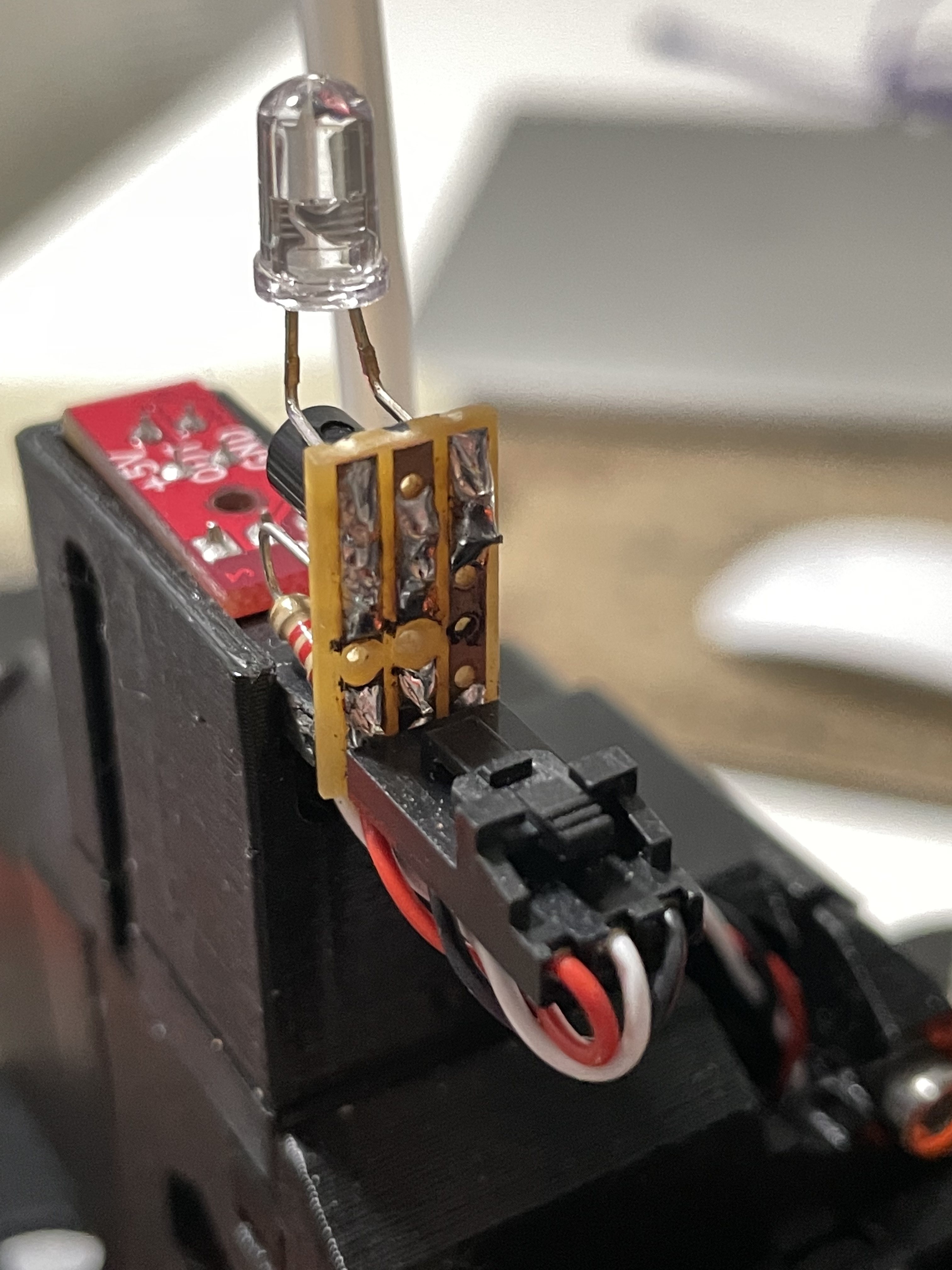 MMU2s IR Sensor Status Indicator by zzjlamb | Download free STL model ...