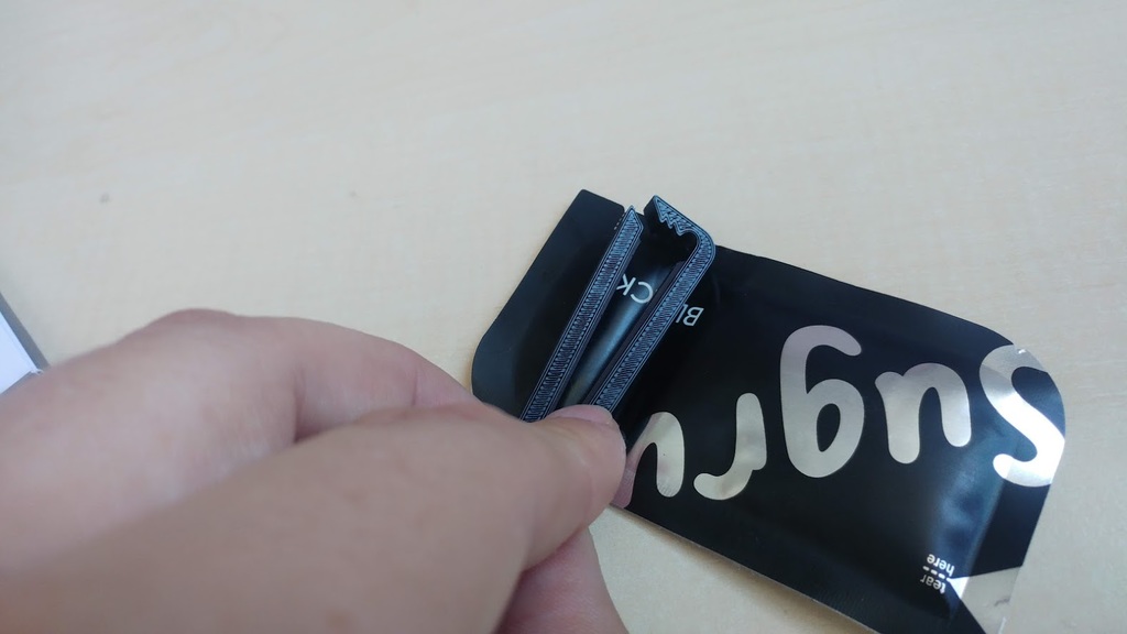 Sugru Bag Clamp by jonnieZG | Download free STL model | Printables.com