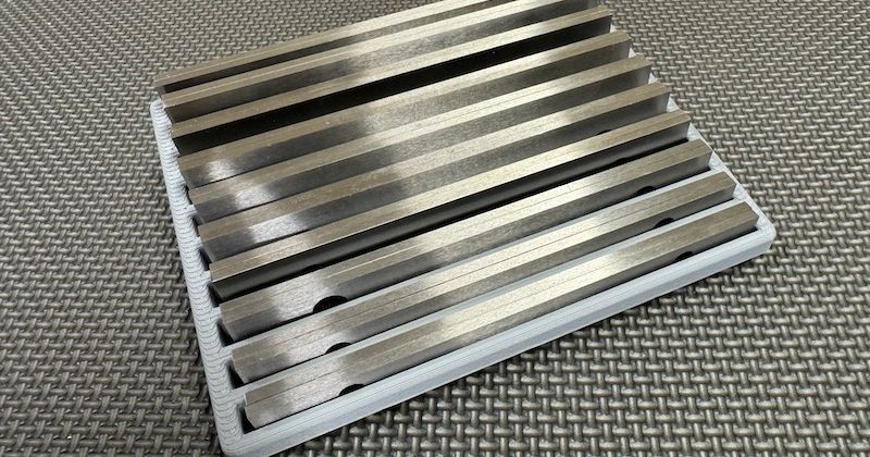 Gridfinity Parallel Holder (6") by Netpackrat | Download free STL model ...