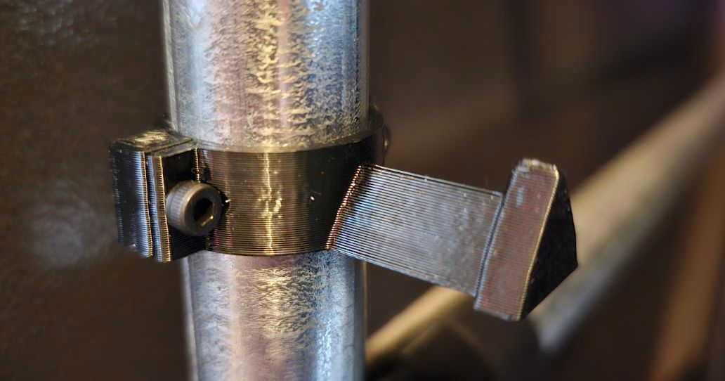 3/4 EMT Conduit Wire Cutter Hanger by VaguelyUseful | Download free STL ...