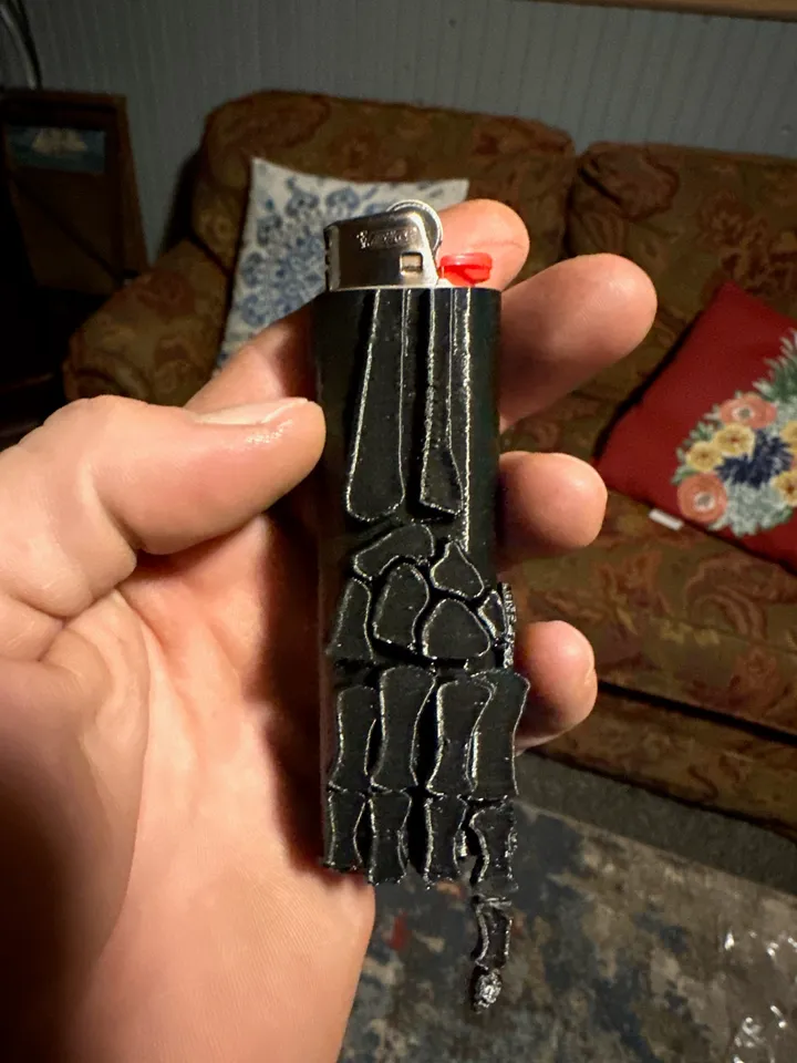 bic lighter skeleton hand case by thatthinginabox? | Download free STL ...