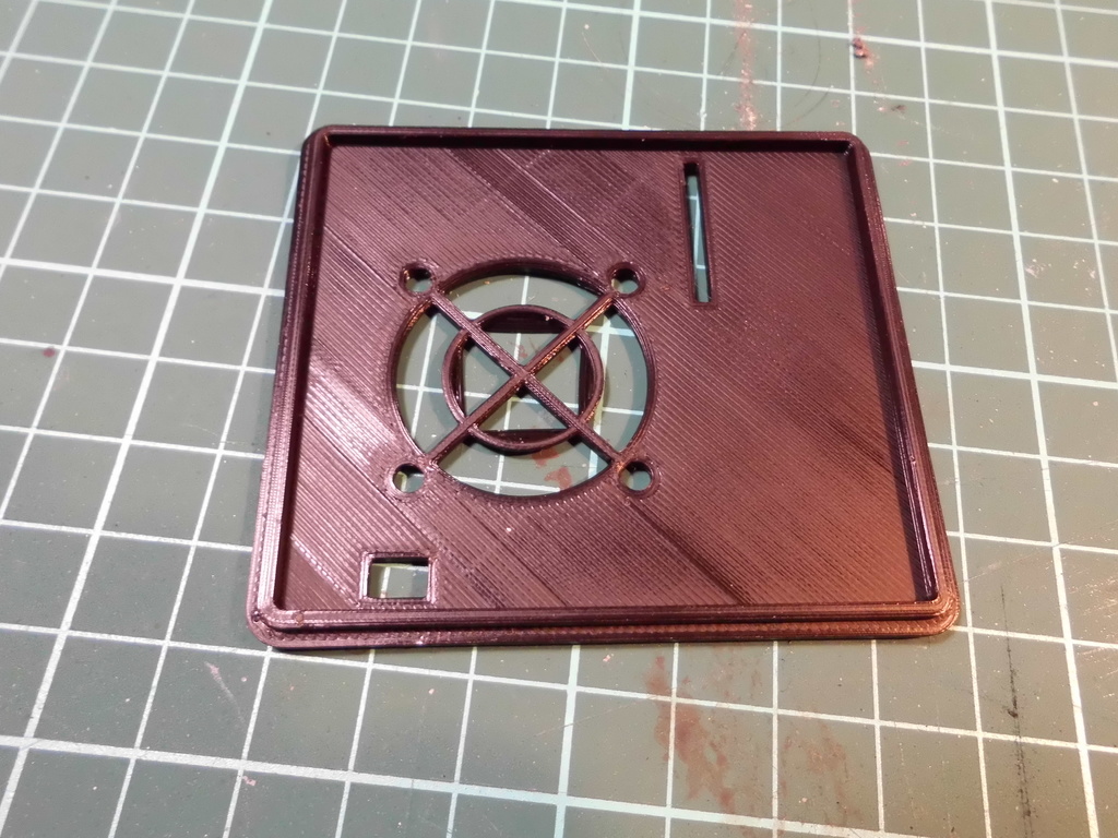 RPi 3A+ Case better Lid by Pteppic | Download free STL model ...