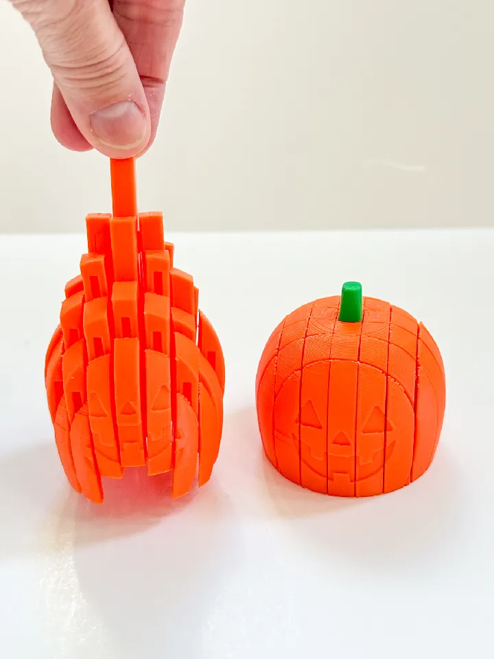 Pixel Pumpkin Fidget (2 sizes) by 3DPmom | Download free STL model ...