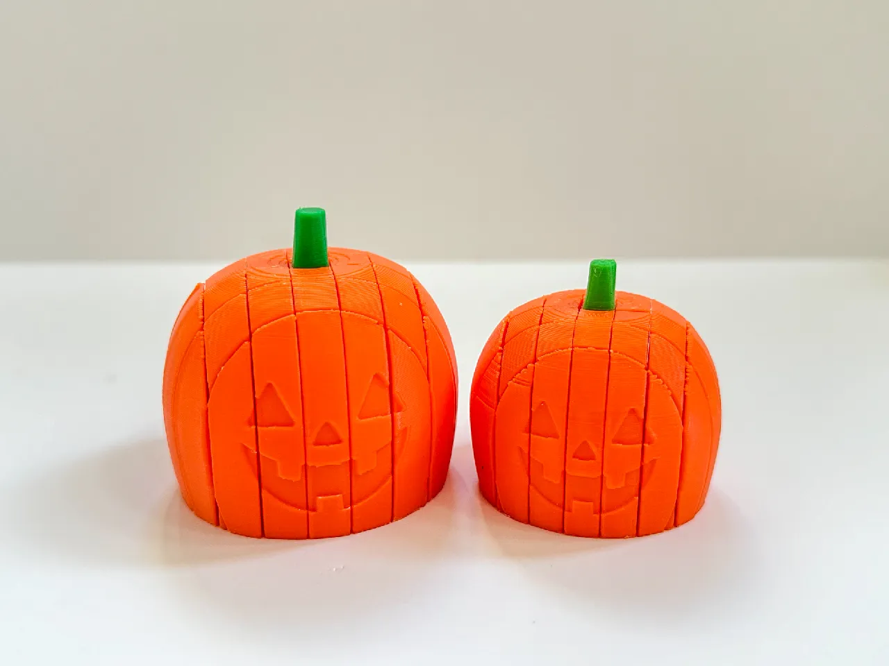 Pixel Pumpkin Fidget (2 sizes) by 3DPmom | Download free STL model ...