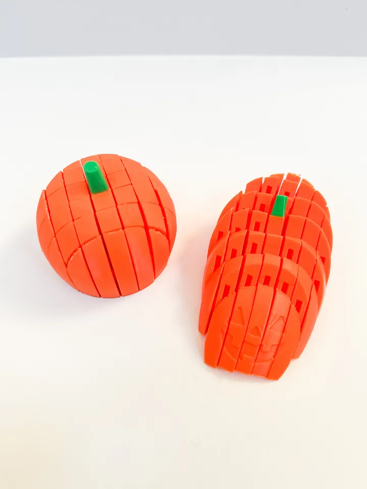 Pixel Pumpkin Fidget (2 sizes) by 3DPmom | Download free STL model ...