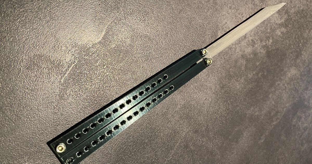 Letter-Fly by CharlieFirpo | Download free STL model | Printables.com