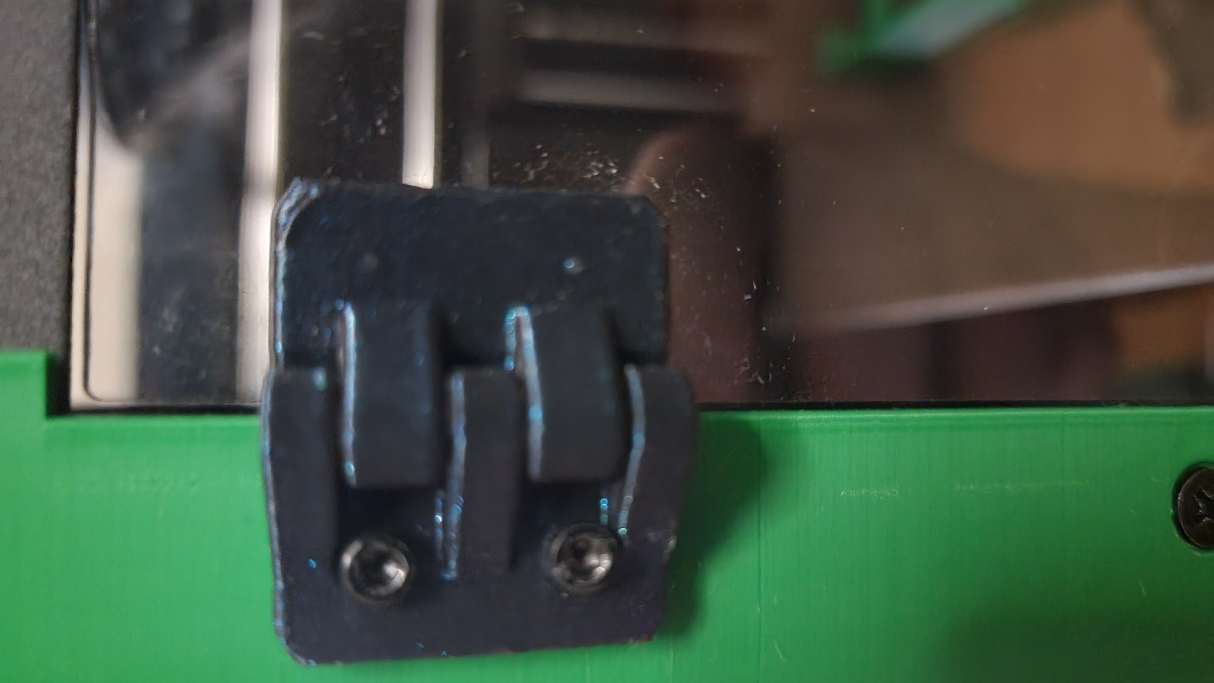 Modified hinge for Flashforge Adventurer 5M Enclosure por Jeff K ...