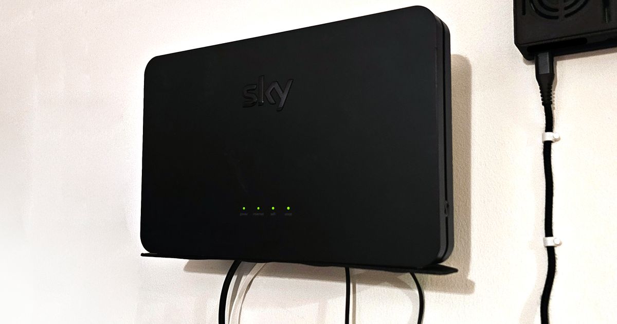 Sky Hub Wall Mount by Magmabow | Download free STL model | Printables.com