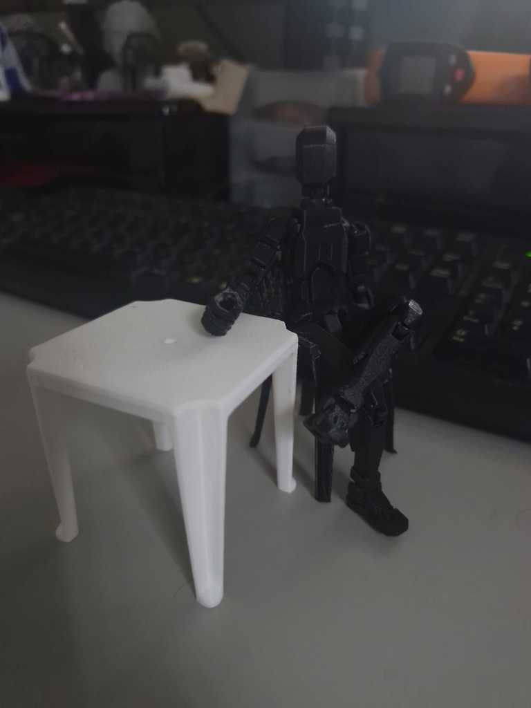 Plastic Table por Gabriel Barreto | Descargar modelo STL gratuito ...