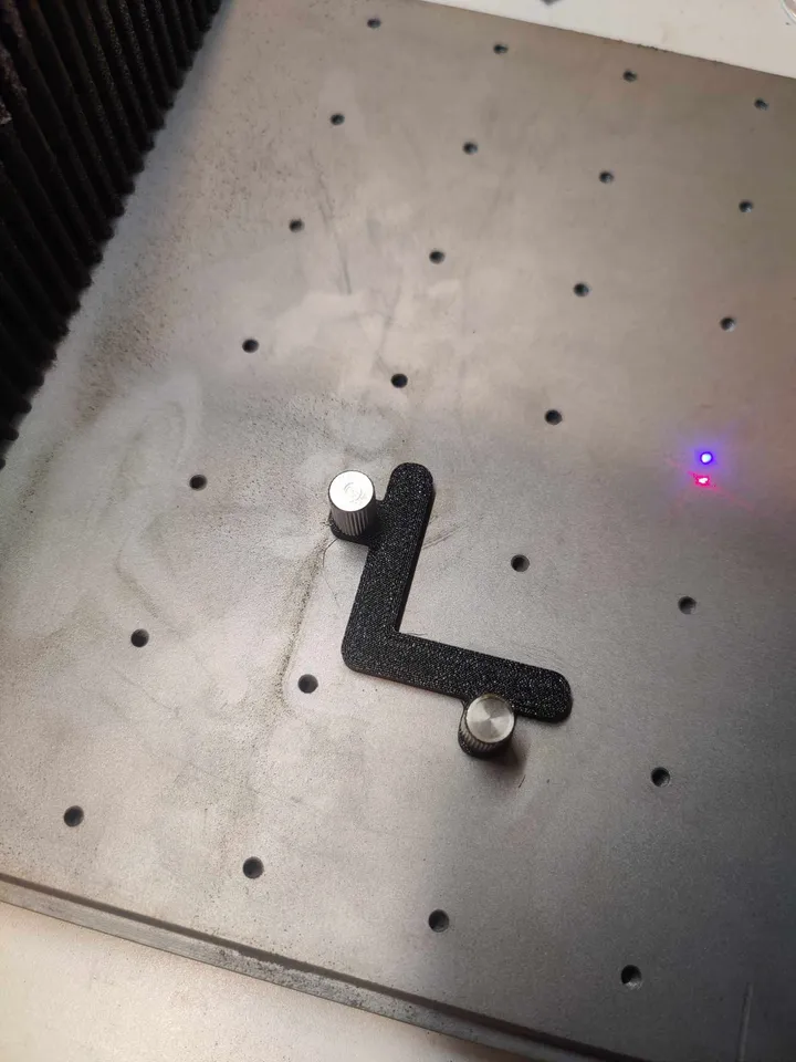 XTOOL F1 Ultra Angle Jig by Frederik Egsgaard | Download free STL model ...