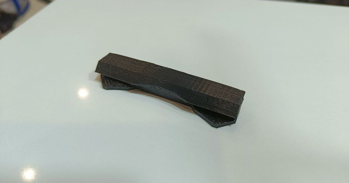 Brackets for mounting Noctua NF-A12x15 fan above PSU in Fractal Design ...