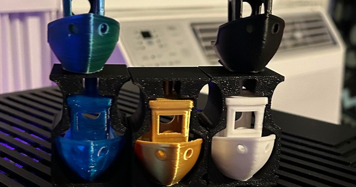 Benchy Holder / benchy stand by GswordPrints | Download free STL model ...