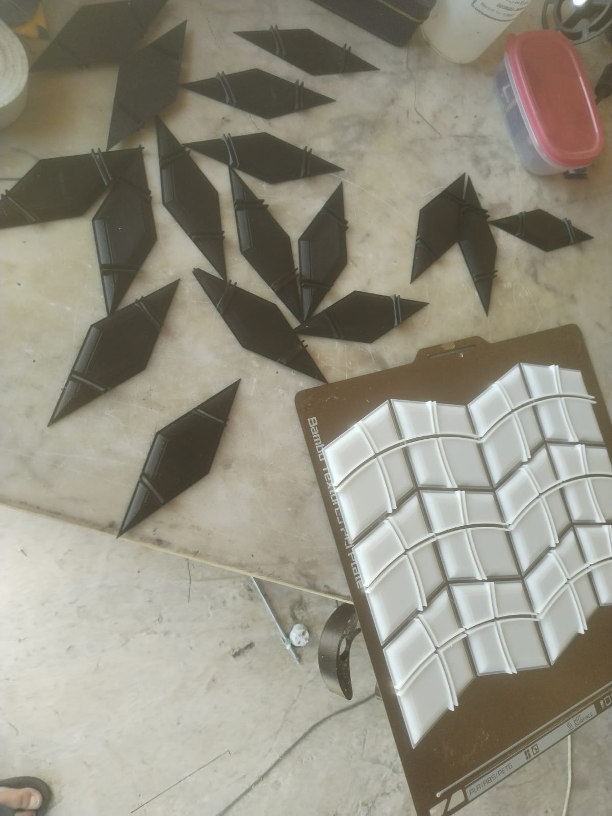 Penrose Tiling - Oxford Pattern - Prototiles/Rhombi by LexFran ...