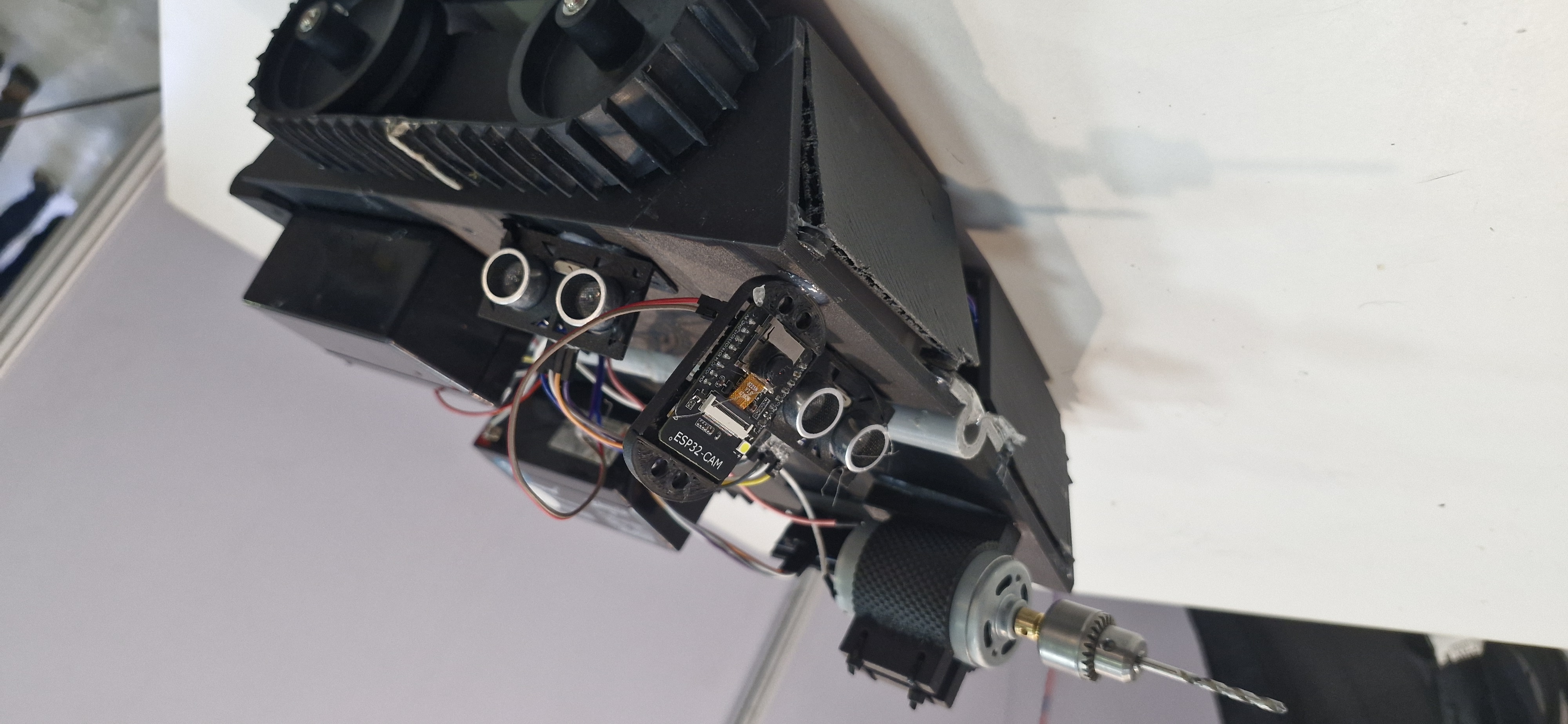 Hobby Chassis Arduino par GT_coder2000 | Téléchargez gratuitement un ...