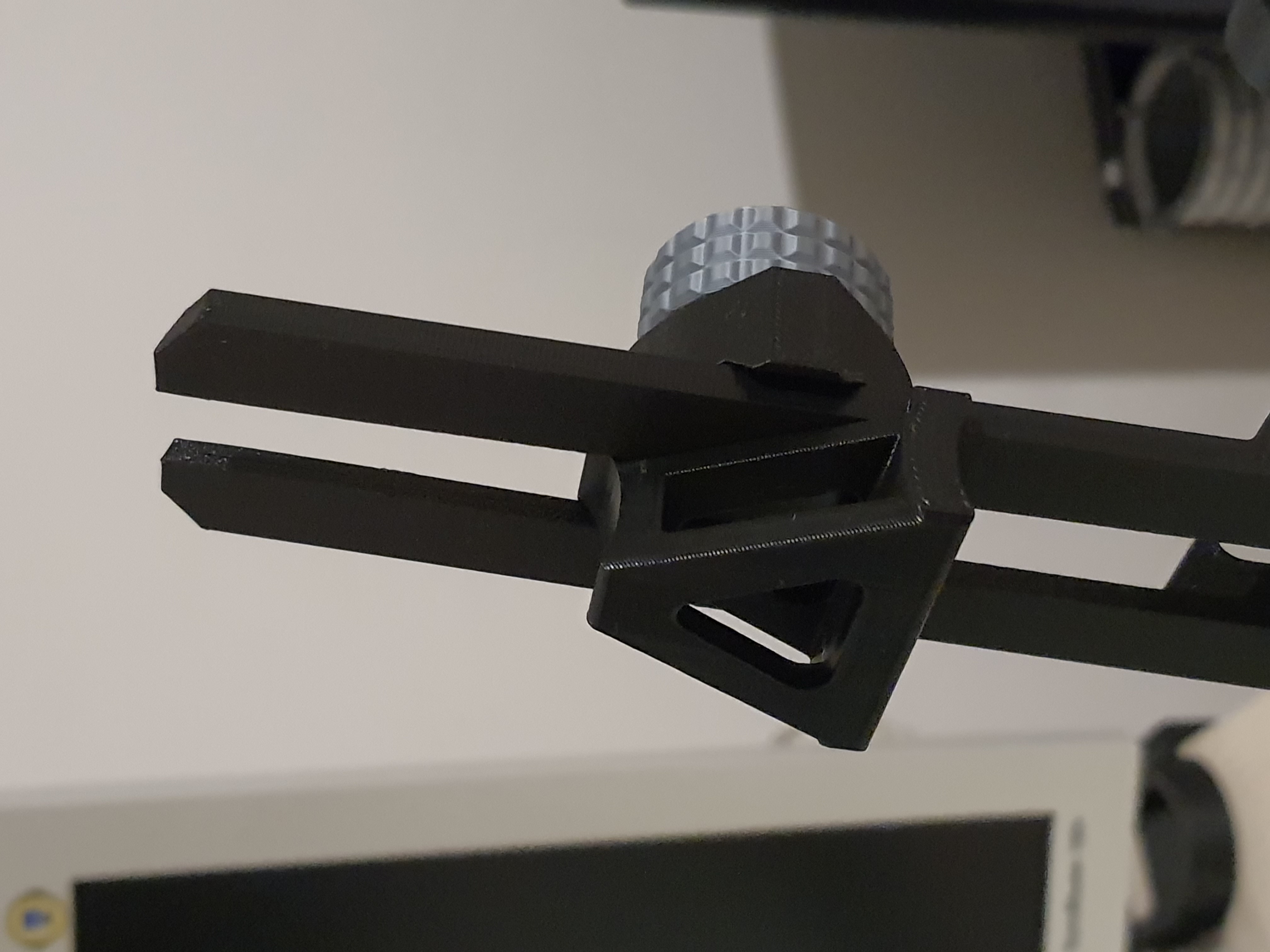 Strong tablet holder (Mech Arm system) by Konstantin Radchenko ...