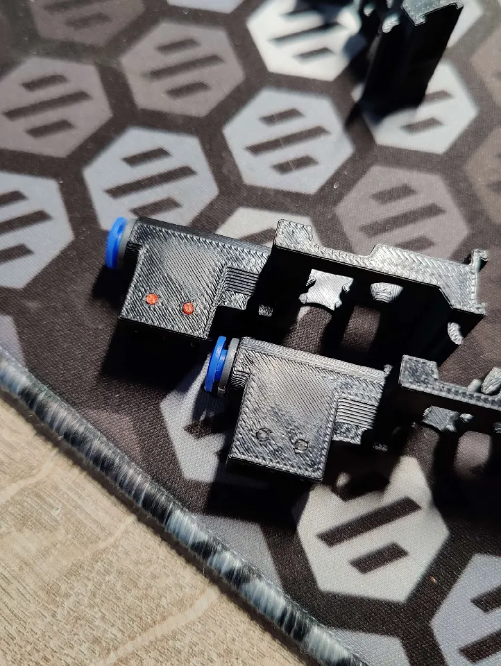 Thumper Block with integrated Runoutsensor by AndresDesigns | Download free STL model ...