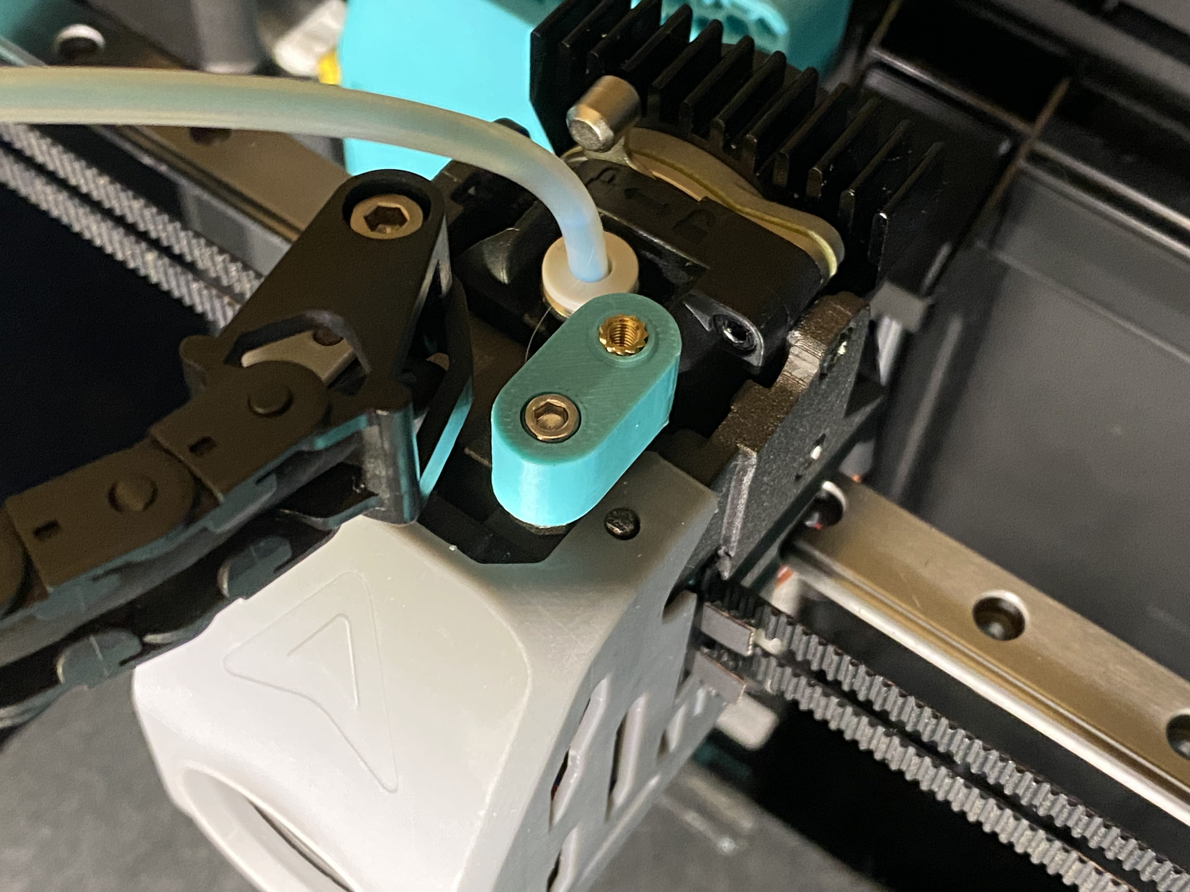 Creality K1 and K1 Max Chain Riser by tlamp | Download free STL model ...