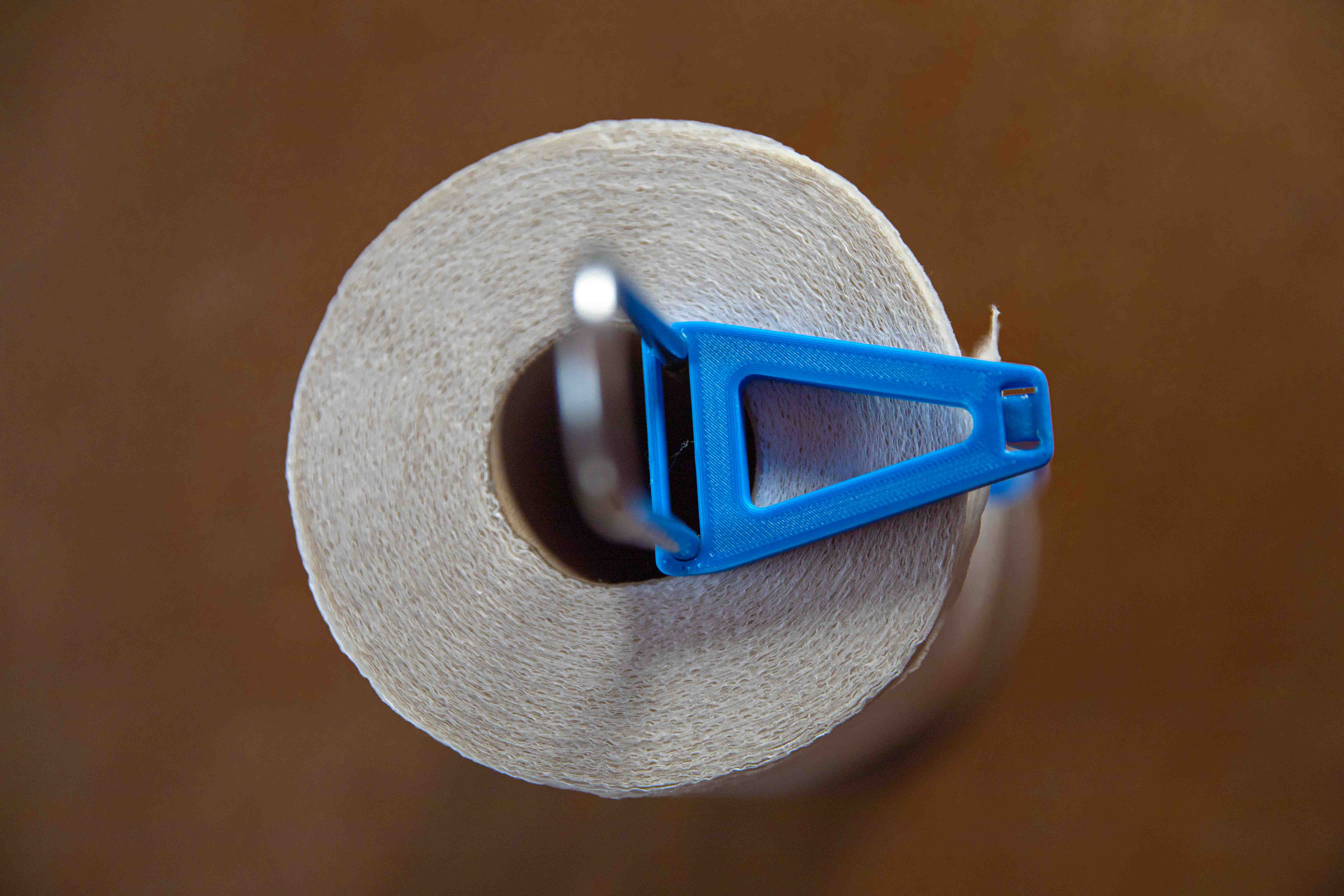 Kitchen Roll Clamp by SHARP ICE | Download free STL model | Printables.com