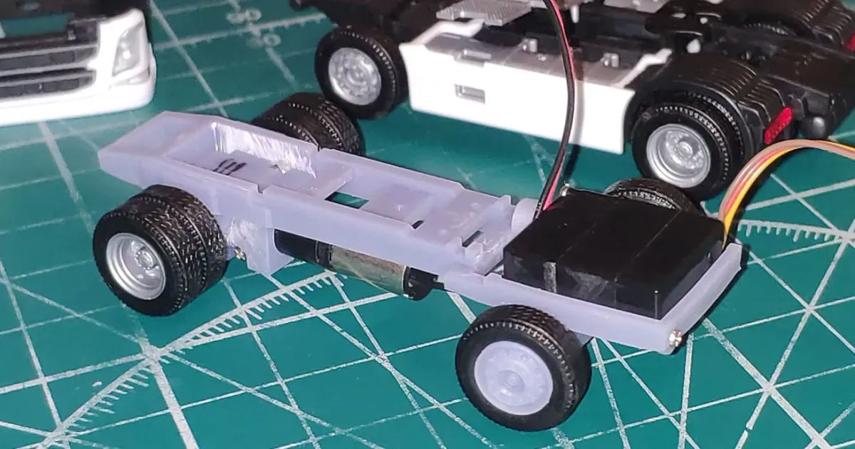 Motorized RC truck chassis, 1/87 scale by positron | Download free STL ...
