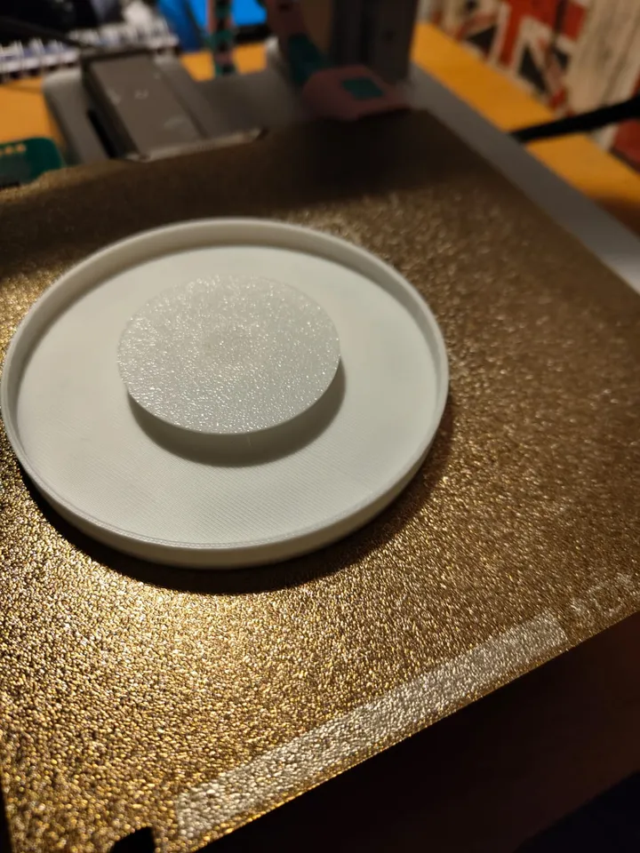 Spinning table for showcasing keyrambits by NWORKS | Download free STL ...