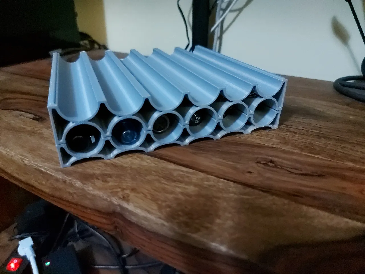 Stackable Trays for 6 Fountain Pens by Revenarius | Download free STL model | Printables.com