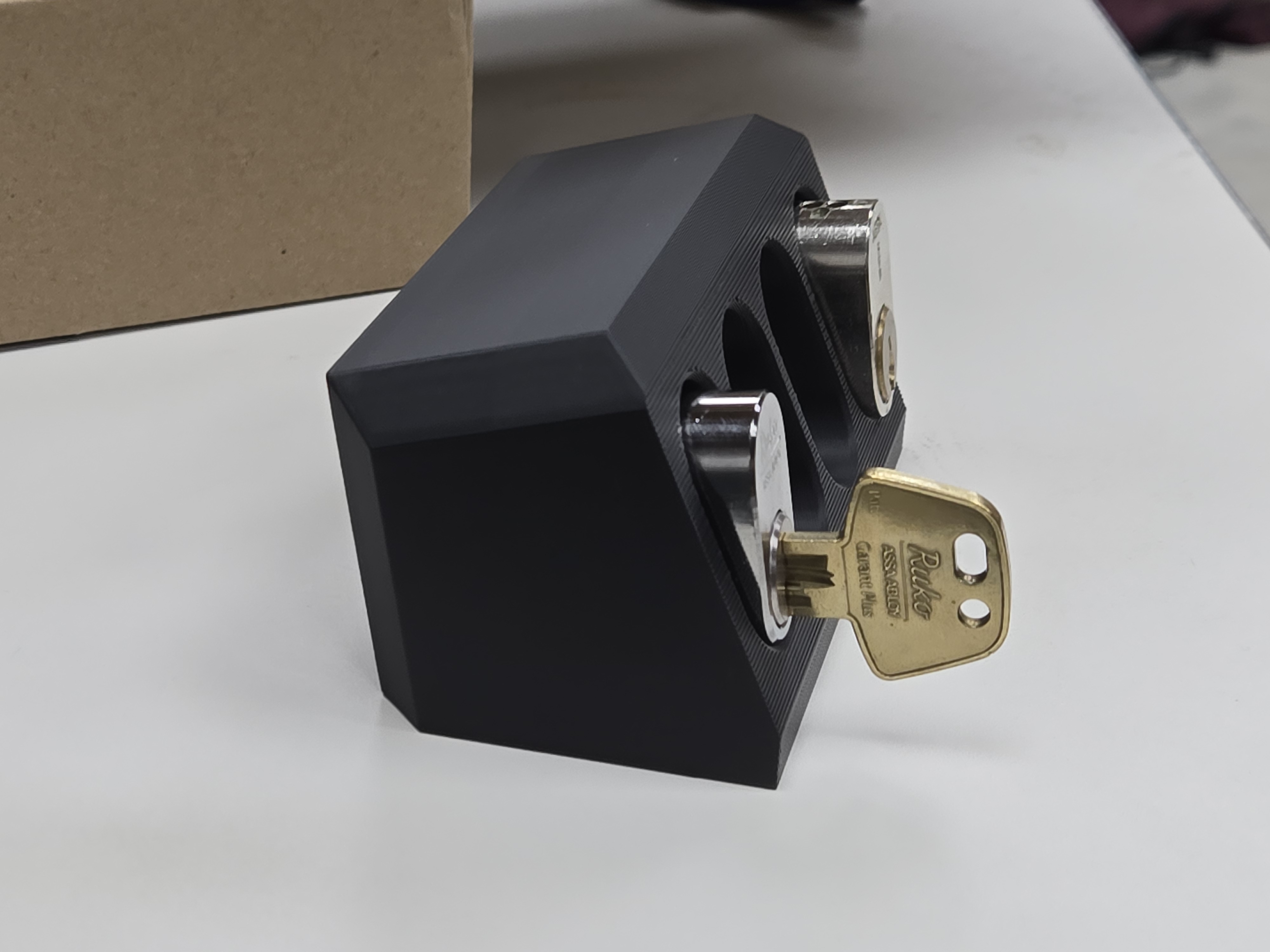 Scandi Oval Lock Stand (4X) by eschlenz | Download free STL model ...