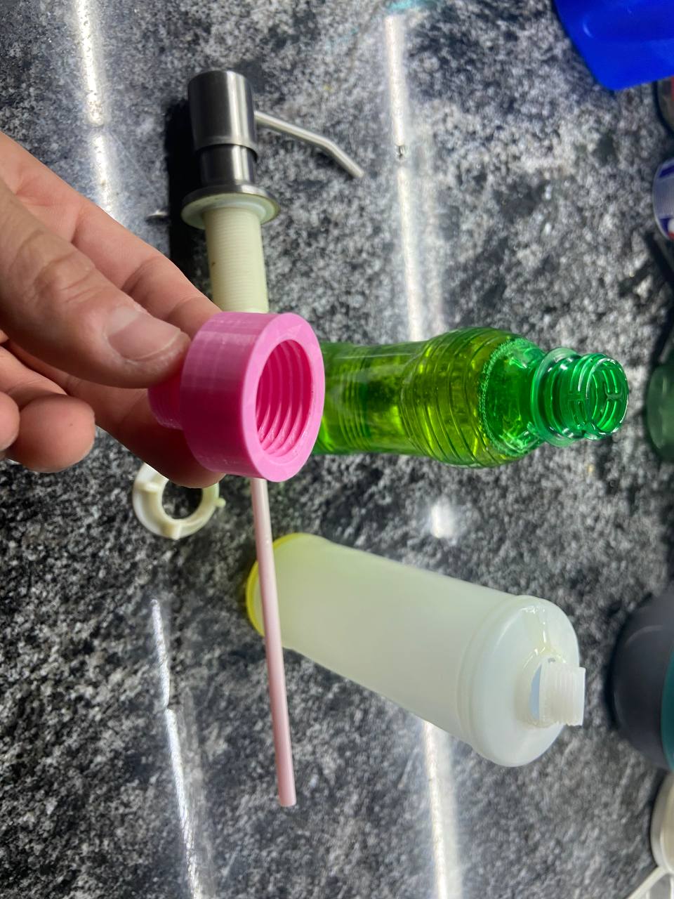 Soap dispenser adapter for sink by Lucas Tolosa | Download free STL ...